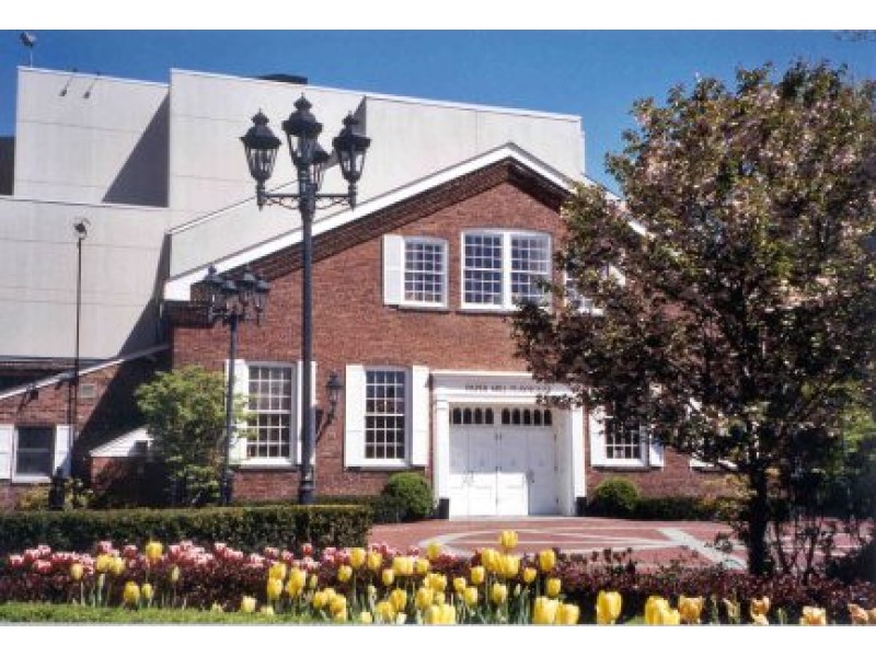 Paper Mill Playhouse Announces Cast And Show Times For Winter Comedy paper-mill-playhouse-announces-cast-and-show-times-for-winter-comedy