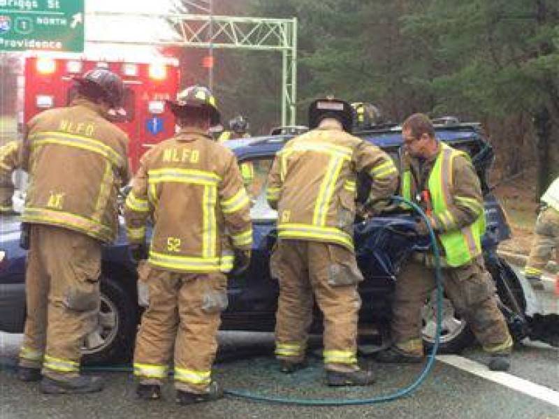 New London Firefighters Respond to South Frontage Road Accident - New ... New London Firefighters Respond to South Frontage Road Accident - New ...