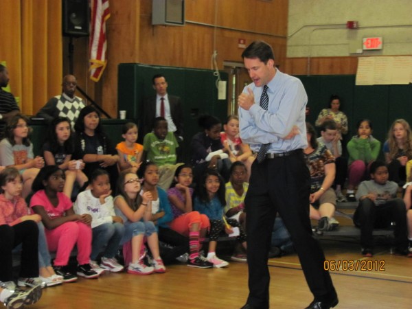 Congressman Jim Himes Visits Fox Run Elementary School - Norwalk CT Patch Congressman Jim Himes Visits Fox Run Elementary School - Norwalk CT Patch